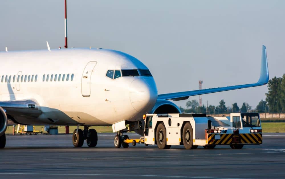 Types of Heavy-duty Towing Equipment and Their Features